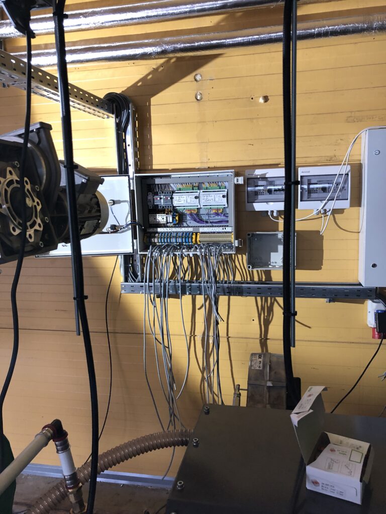 240kW hakkepuidu katlamaja Pärnumaal - Novarek.ee